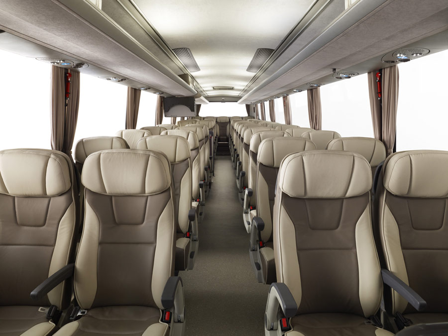 EuroBus : News - WELTPREMIERE: - Neuer Futura von VDL